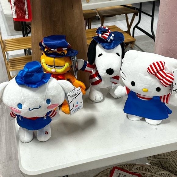 Hello Kitty | Holiday | Hello Kitty Plush Fourth Of July Side Stepper ...